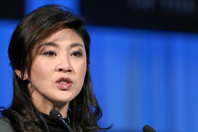 Yingluck says parliament to be dissolved. Suthep not moved