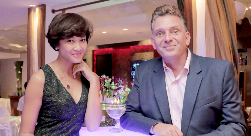 Super star Metinee settles in Phang Nga with her family