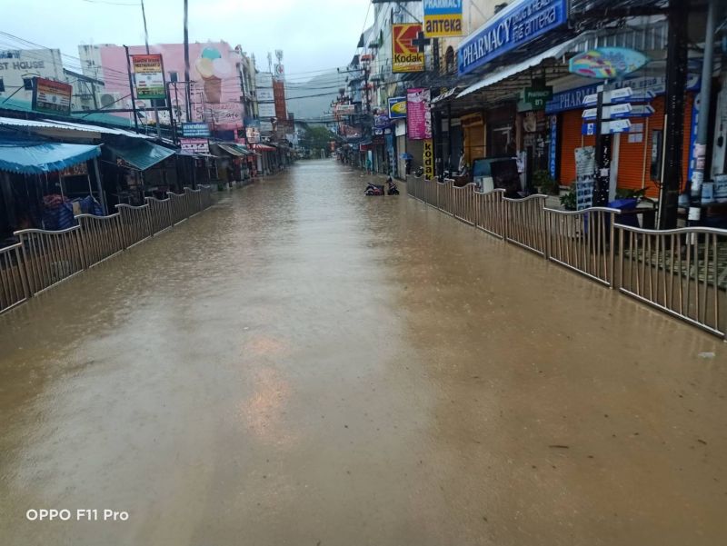 Heavy rain brings minor flooding across Phuket