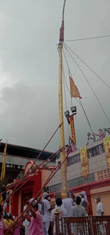 House Speaker Chuan Leekpai joins Phuket Vegetarian Festival