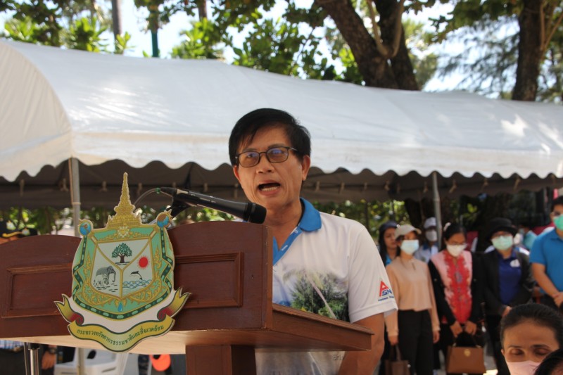 Five-year MoU inked to keep Patong Beach clean Five-year MoU inked to keep Patong Beach clean