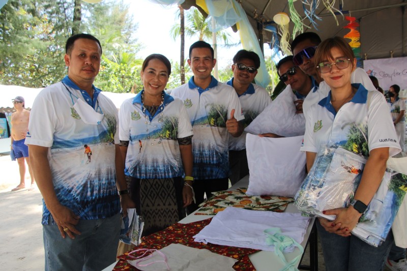 Five-year MoU inked to keep Patong Beach clean Five-year MoU inked to keep Patong Beach clean