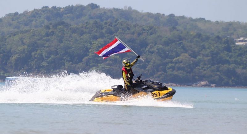 Radetic, Antoniak win Waterjet Offshore Championships