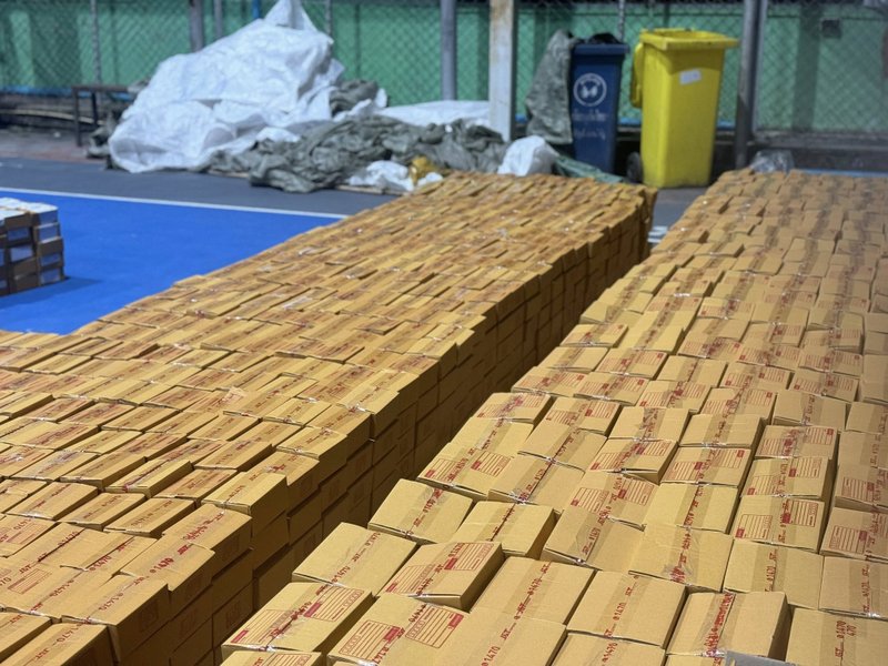 Phuket police bust fraud COD package scam